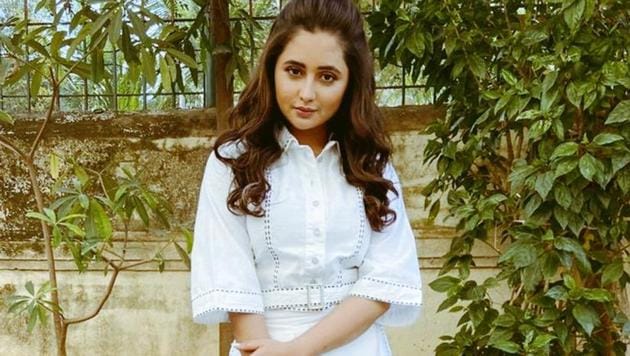 Rashami Desai mourns fan’s death due to coronavirus: ‘It was her last ...