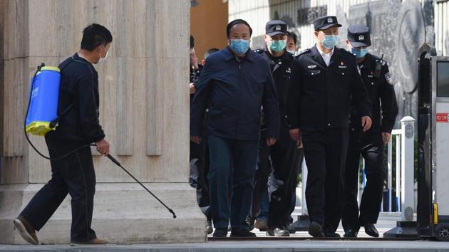Photos: Students back to school in China, as restrictions ease ...