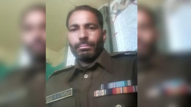 J&K cop volunteered to fight terrorists for 14 years, then again at ...
