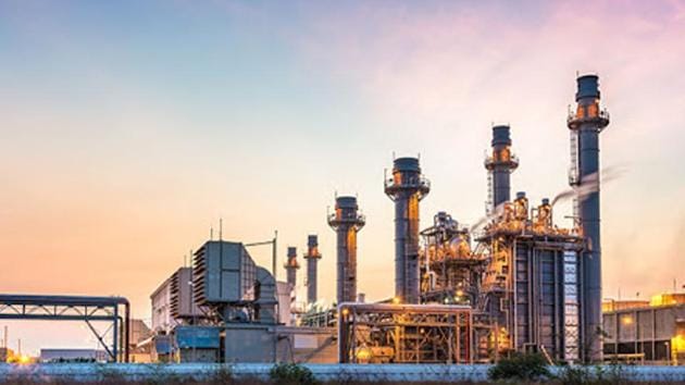 UP govt clears confusion on resuming industrial activities | Hindustan ...