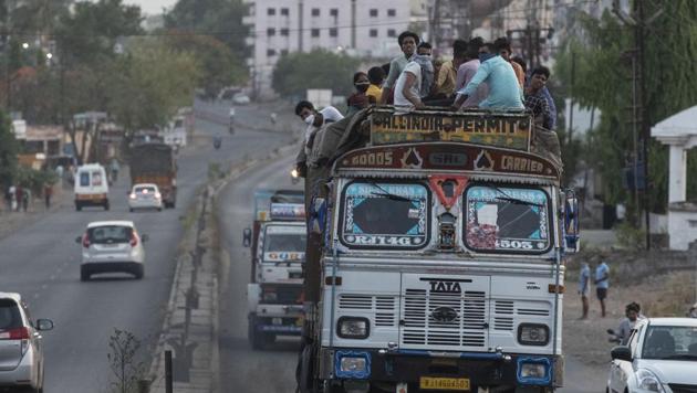 Maharashtra cops asked not to collect fine from vehicles carrying ...