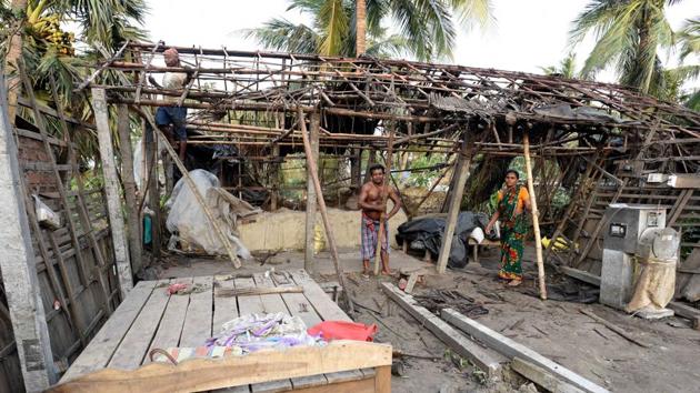Photos | The Amphan effect: Devastation, despair in West Bengal ...