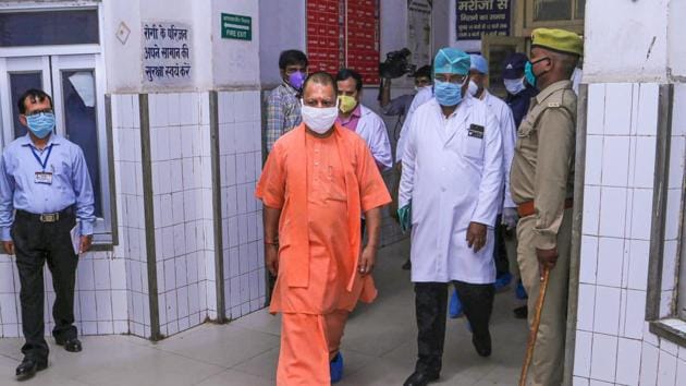 Set up Covid-19 help desks in police stations, hospitals and govt ...