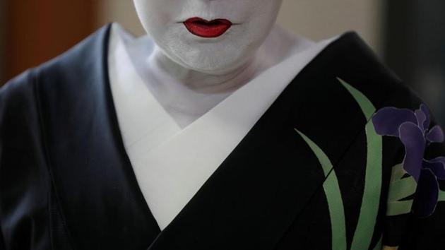 Photos: Tokyo’s geisha struggle to survive amid the coronavirus ...