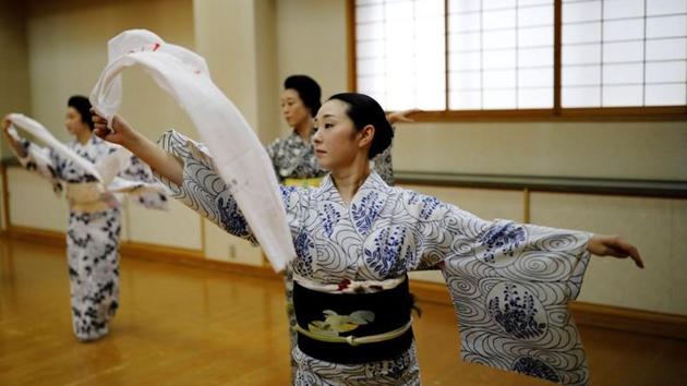 Photos: Tokyo’s geisha struggle to survive amid the coronavirus ...