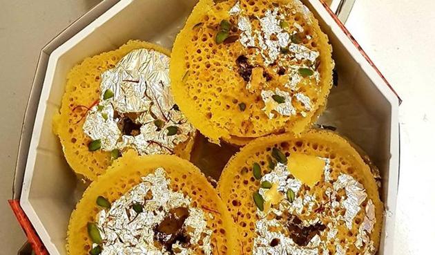 Ghewar sales unaffected: Foodies in Delhi-NCR can’t stay away from this ...