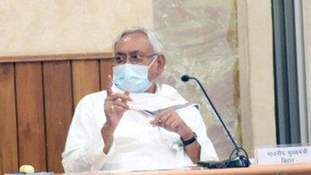 Minister Shyam Rajak in Nitish cabinet denies reports of leaving party ...