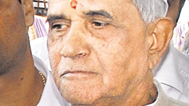 Five-time Pandharpur MLA Sudhakar Paricharak dies of Covid in Pune ...