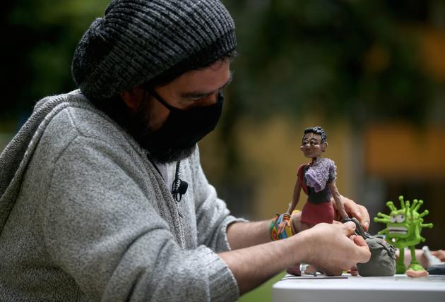 PHOTOS: Plastic artist and activist, Edgar Alvarez explains world ...