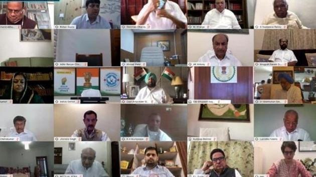 News updates from Hindustan Times: At CWC meeting, Congress leaders ask ...