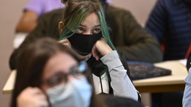 Photos: Europe’s children return to school for the first time amid ...