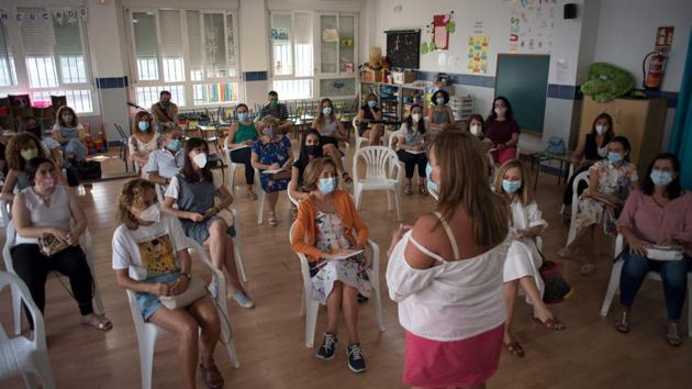 Photos: Europe’s children return to school for the first time amid ...