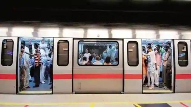 Commuters caught in two minds over Delhi Metro reopening plan | Latest ...