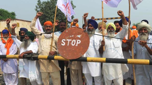 Photos: ‘Rail Roko’ protests spearhead agricultural reform grievances ...