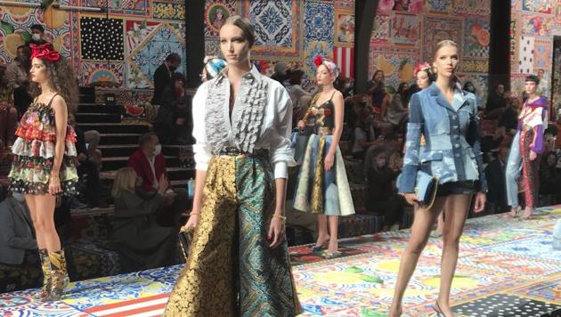 PHOTOS: Live runway shows and digital presentations kick off hybrid ...