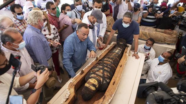Photos Archaeologists Unveil 59 Ancient Sarcophagi Near Egypts