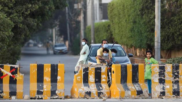 Another lockdown in Pakistan soon as authorities fail to implement ...