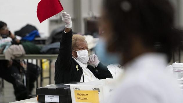 Photos: All eyes on US vote count as leads waver between Trump and ...