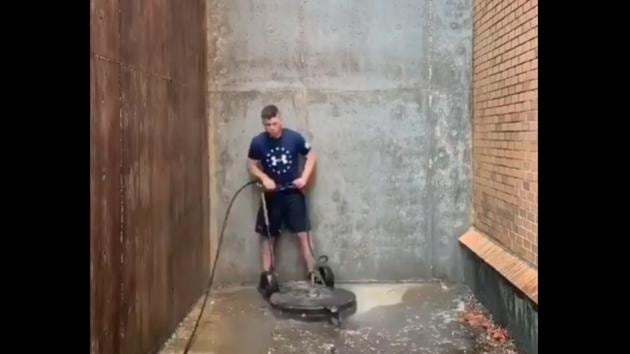 This video of a man pressure washing an alley is a clean person’s dream ...