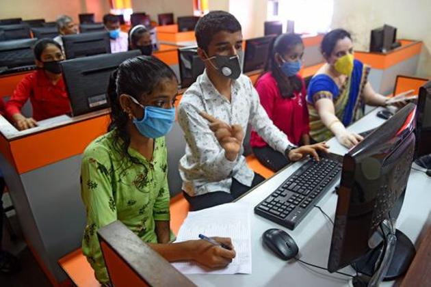 Indian PC market logs biggest quarter in 7 years after surge in e ...