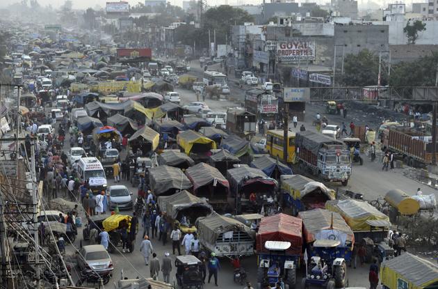 Farmers’ protest: Traffic snarls continue in Delhi, around borders ...