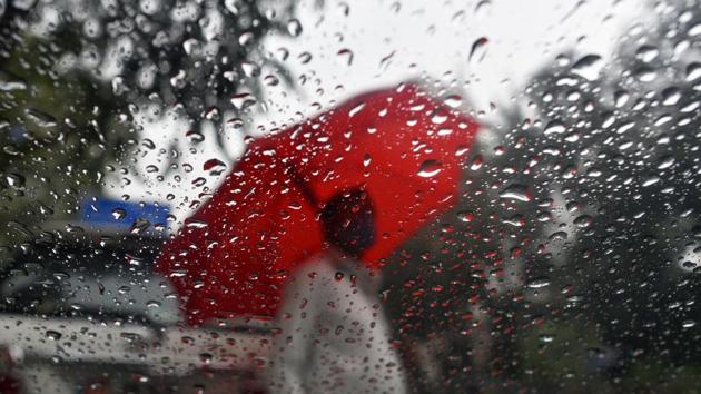 Unseasonal rain brings best air quality for Mumbai in 2 months | Mumbai news