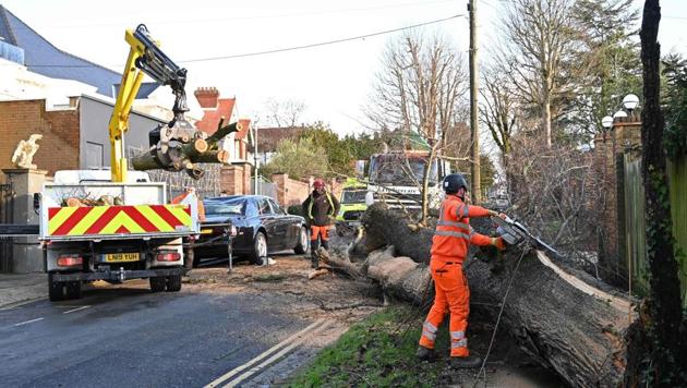 Thousands without power, planes delayed as storm Bella lashes France ...