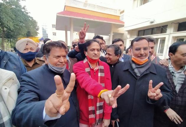BJP’s Kulbhushan Goyal is Panchkula mayor - Hindustan Times BJP’s Kulbhushan Goyal is Panchkula mayor - Hindustan Times