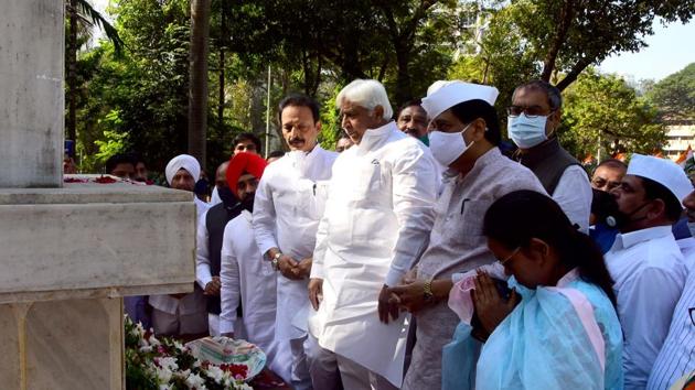 Process to find new Maharashtra Congress chief begins, in-charge meets ...