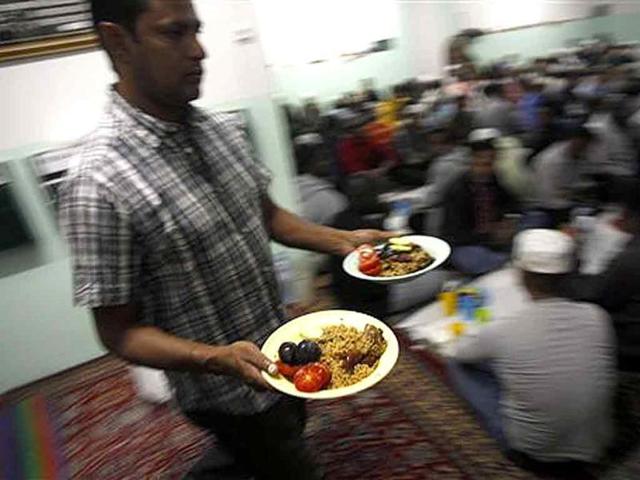 Breaking fast | Hindustan Times