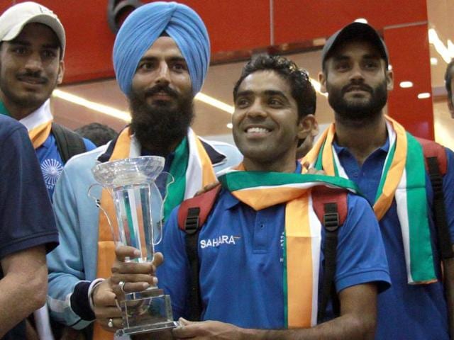 Champions return home | Hindustan Times