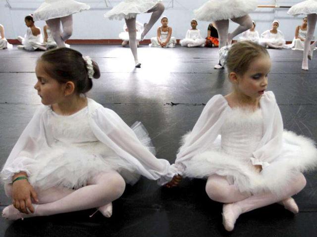 Blind swans | Hindustan Times