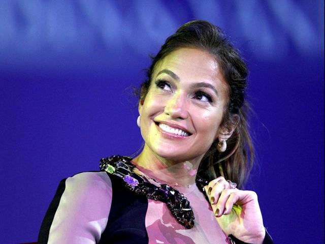 JLo has a snake around her neck! | Hindustan Times