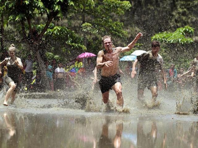 Fun at the sowing field | Hindustan Times