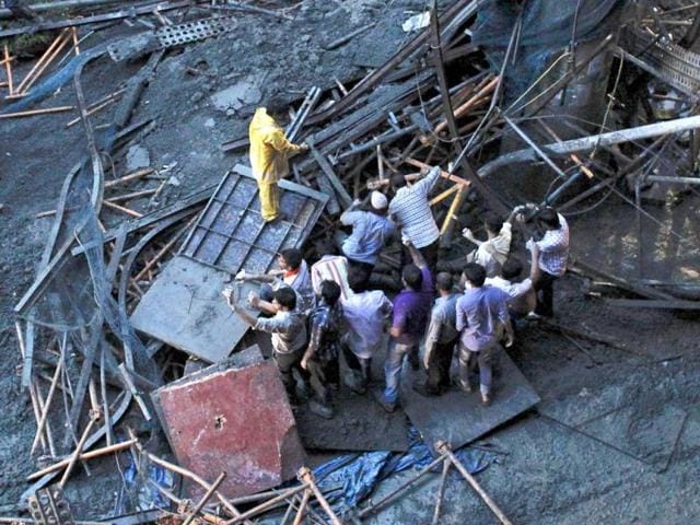 Mumbai metro bridge collapse | Hindustan Times