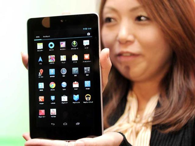 Google selling a million Nexus 7 tablets per month| Business News