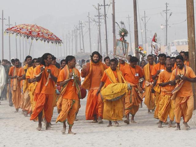 Gathering at the Sangam | Hindustan Times