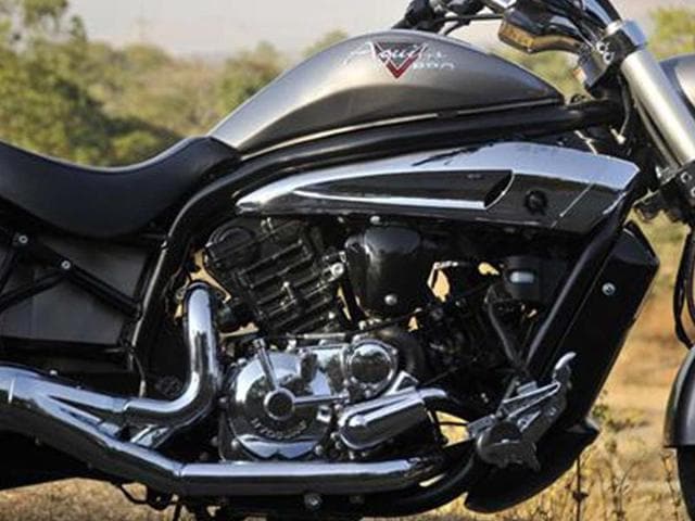 Hyosung GV650 Aquila pro test ride, review and video