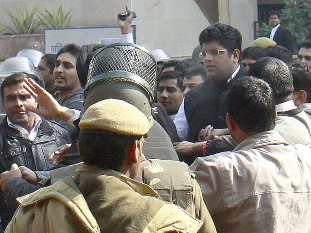 Chautalas go to jail | Hindustan Times