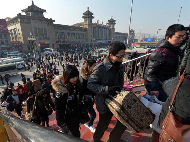 China's mass annual New Year migration begins | Travel