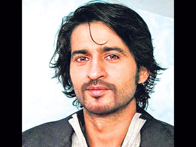 Hiten Tejwani to play TV star in a film | Bollywood