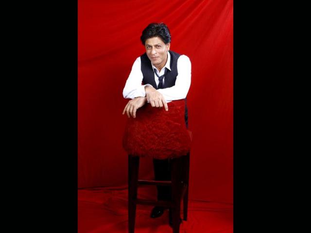 riteish deshmukh qualification