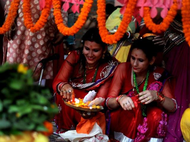 Fasting, feasting and dancing | Hindustan Times