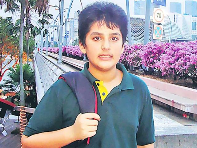 Lucknow lad strikes gold at Asian shooting event | Hindustan Times