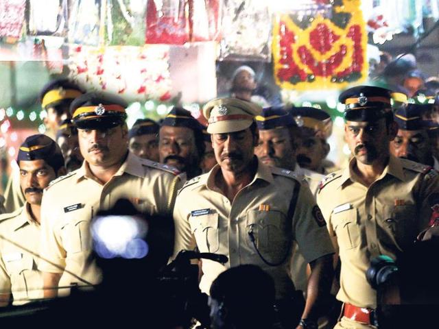 Ajay Devgn's support for Mumbai Police | Bollywood