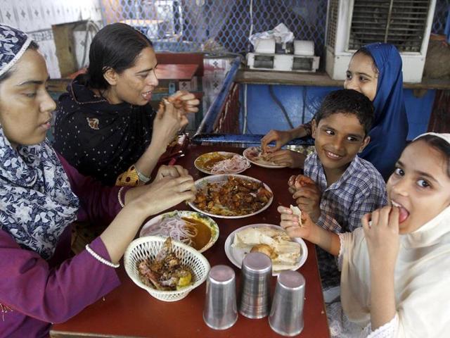 Feasting on Eid-ul-fitr | Hindustan Times
