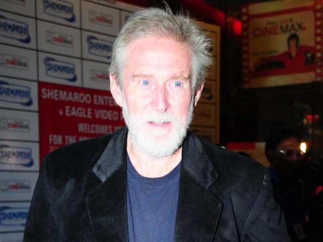 Theatre veteran Tom Alter performs play for school kids - Hindustan Times