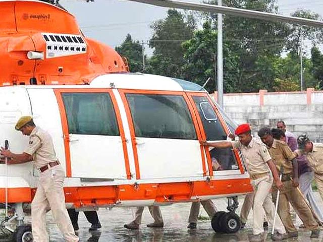 In pics: Bihar CM's chopper gets pushcart treatment | India News