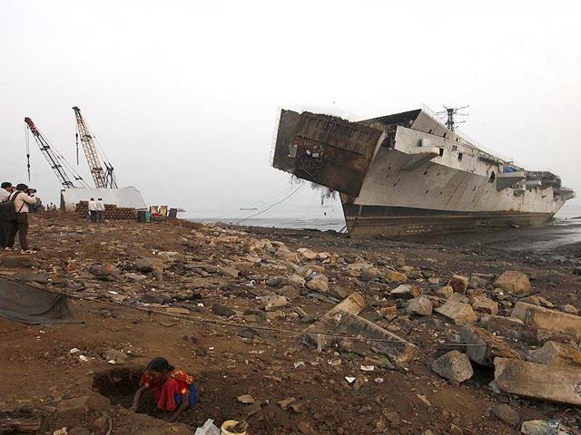 Iconic INS Vikrant fades into history | Hindustan Times