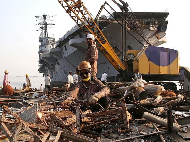 Iconic INS Vikrant fades into history | Hindustan Times